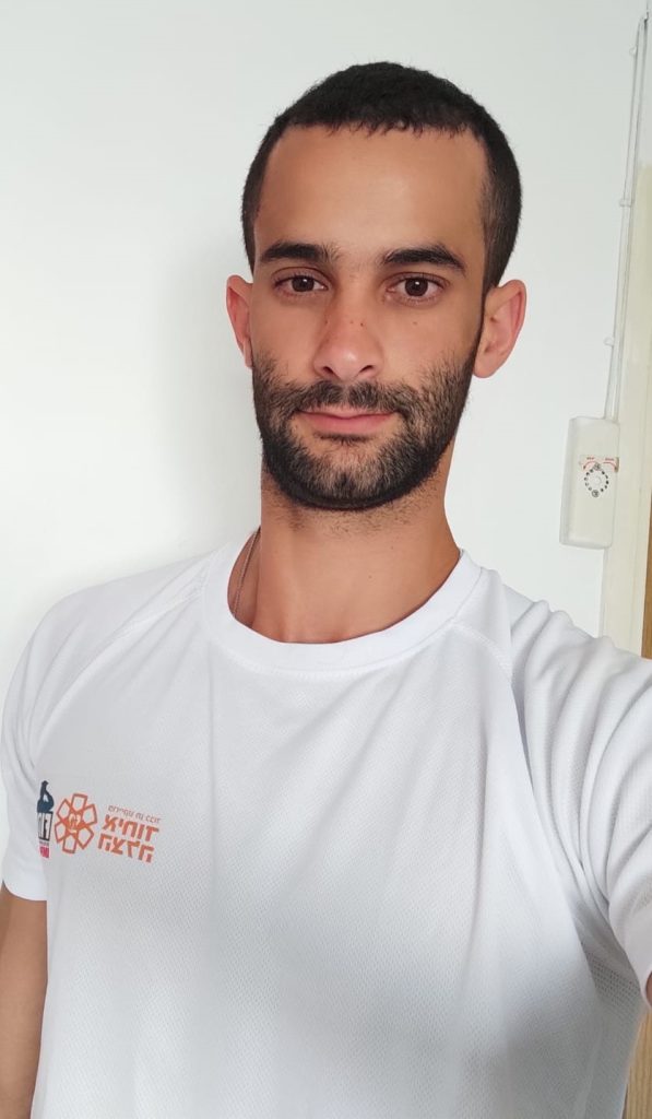 Visiting The Elderly Has Made Me a Better Person - Ten Kavod Project Be ...