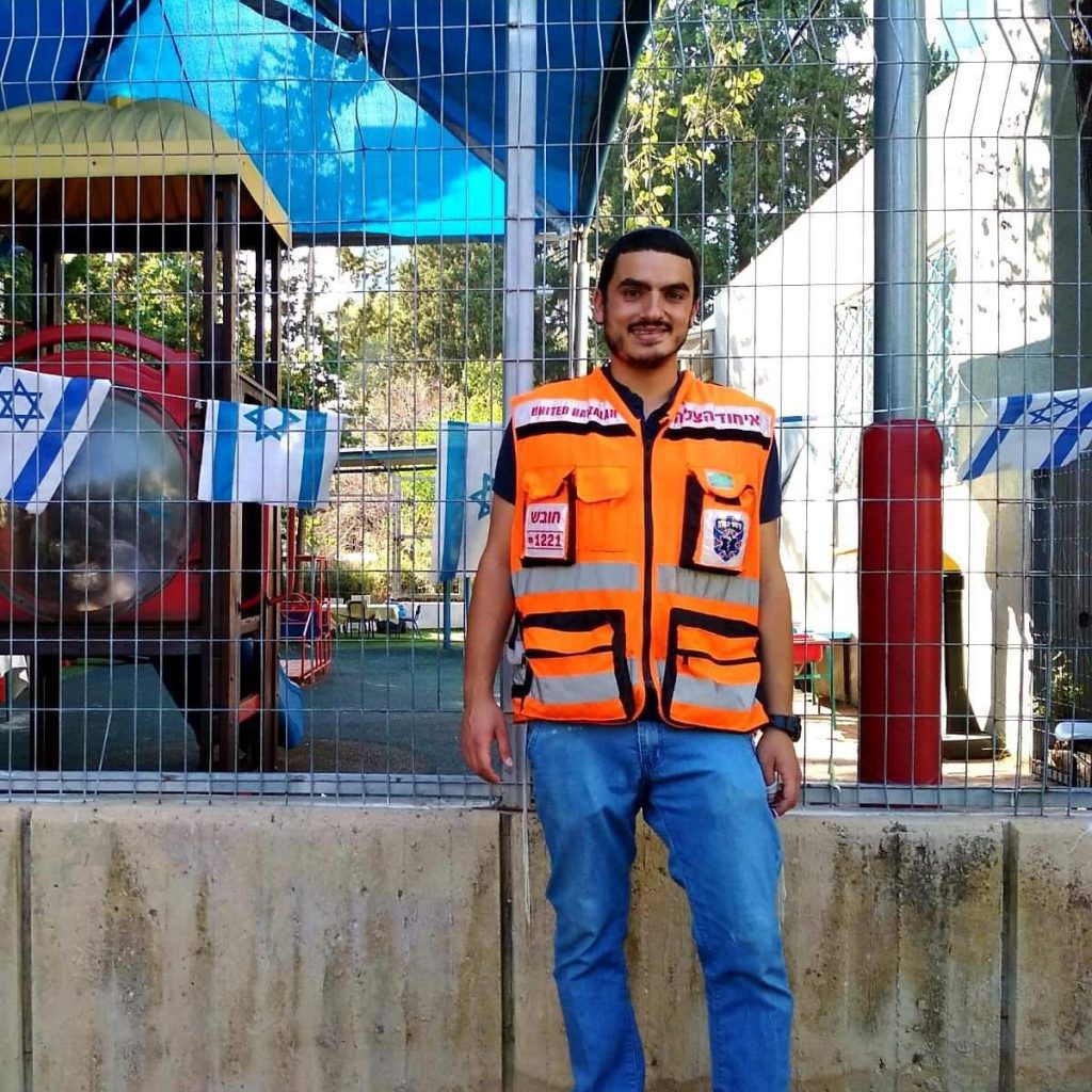 Following A Medical Emergency One EMT Became A Kindergarten Teacher For ...